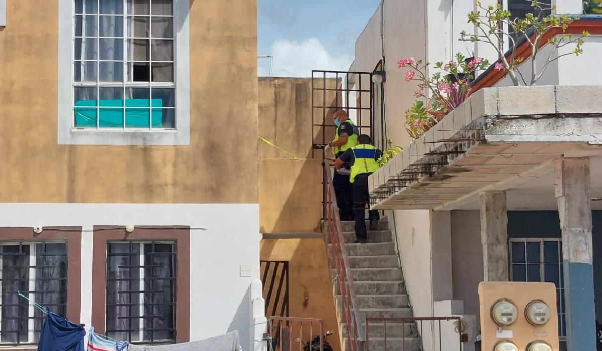 Hallan un cuerpo putrefacto al interior de una casa en el ...